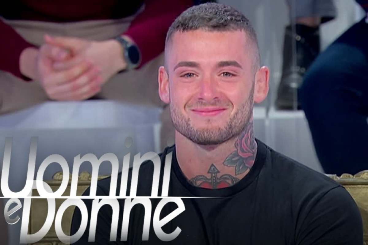 Uomini e Donne, ricordate Matteo Ranieri? Muscoli e tatuaggi per l'ex ...