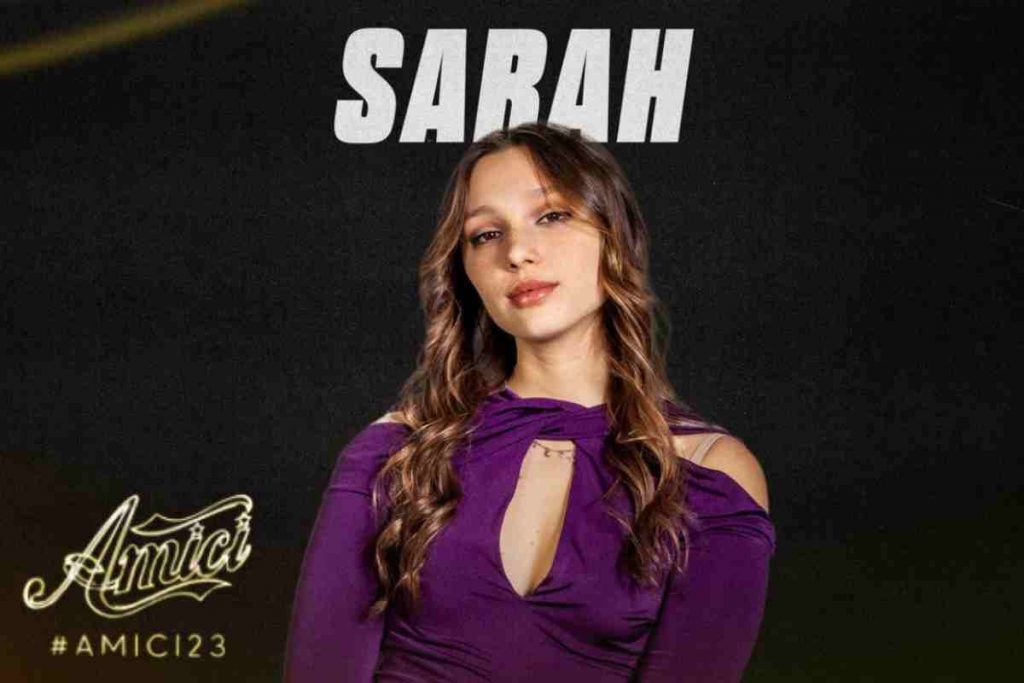 Sarah Toscano, chi è la cantante finalista di Amici: età, carriera ...